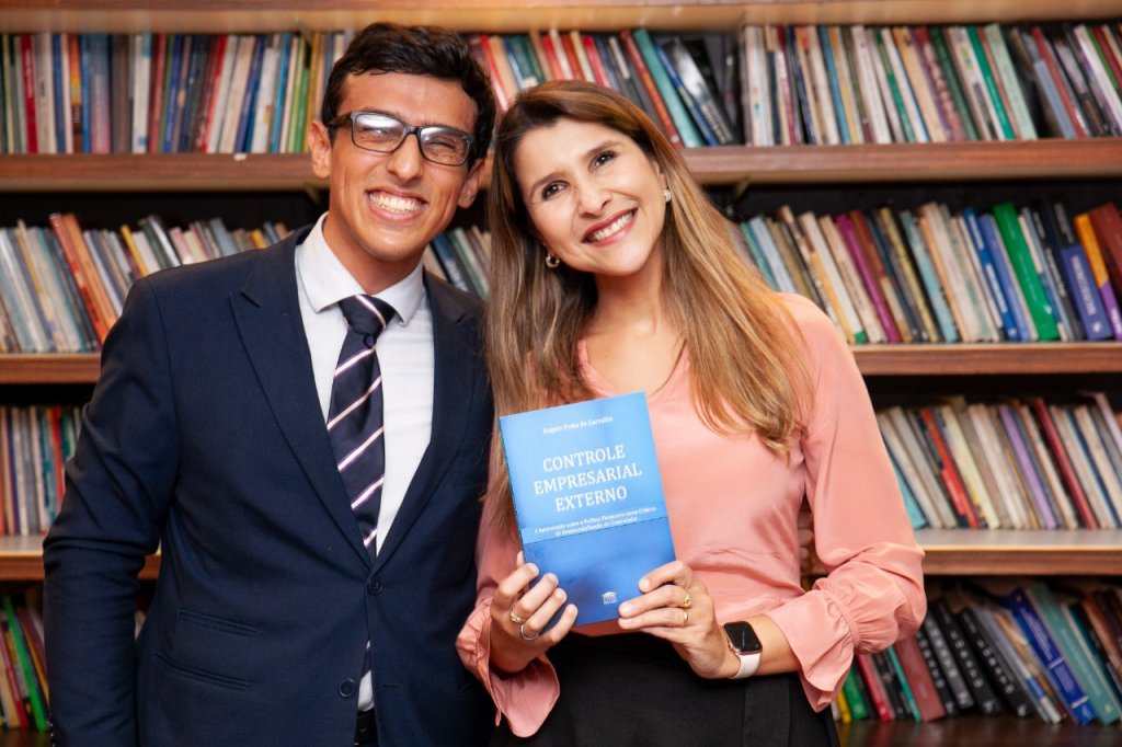 Sócio Angelo Carvalho lança obra “Controle Empresarial Externo” – Ana ...